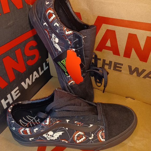 Vans | Shoes | Vans Mens 45womens 6 Old Skool Glow In The Dark Vampire ...